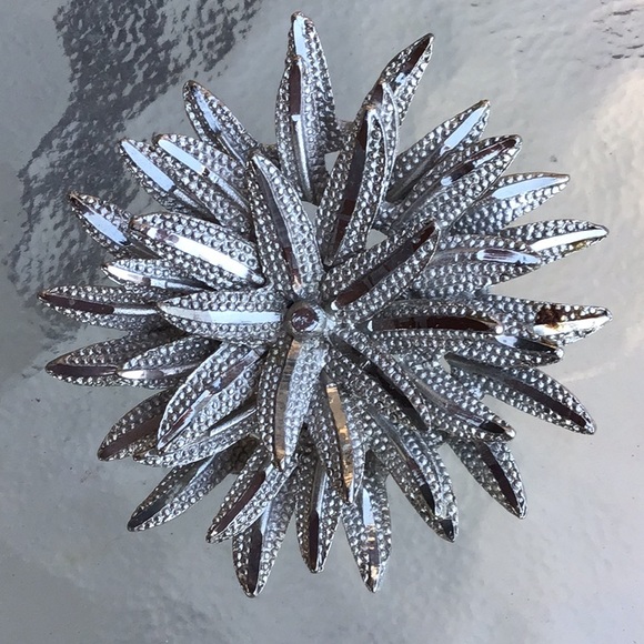 capri | Jewelry | Capri Silver Vintage Flower Brooch | Poshmark